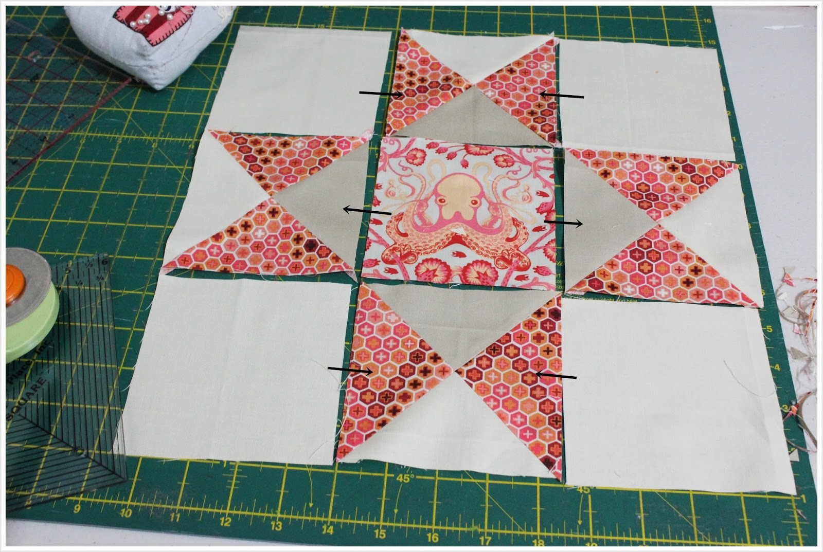 About A Quilt Sampler QAL #15 : Piecing Block 7 - The Little Mushroom ...